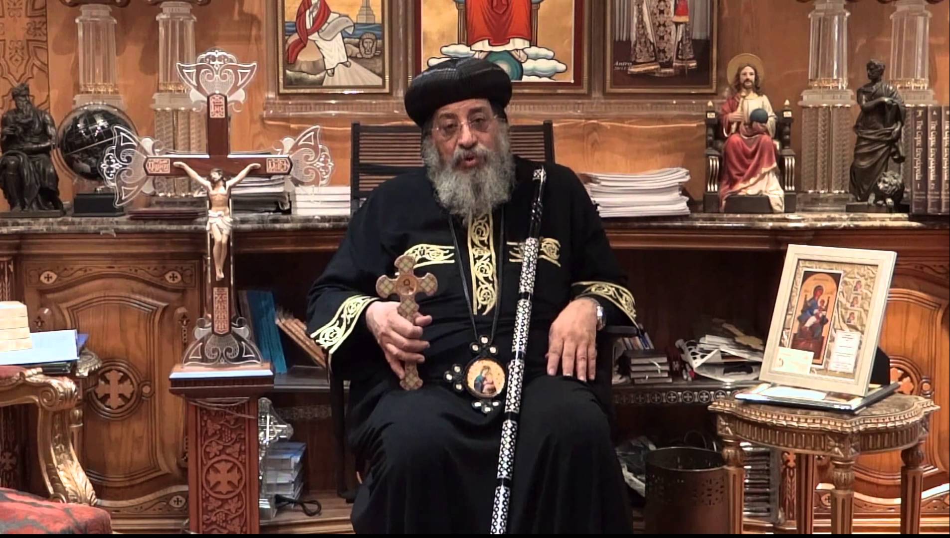 بابا أقباط مصر أغلقوا الطريق على من يتاجر بحادث المنيا لإشعال الفتنة