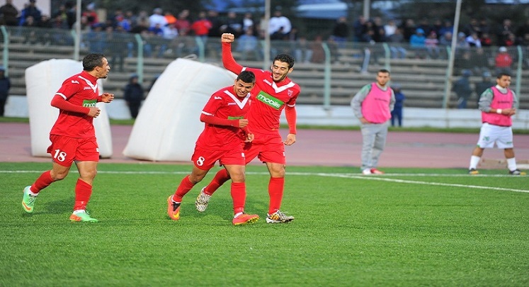 صراع الوصافة والهروب من الهبوط يحتدم في الجزائر