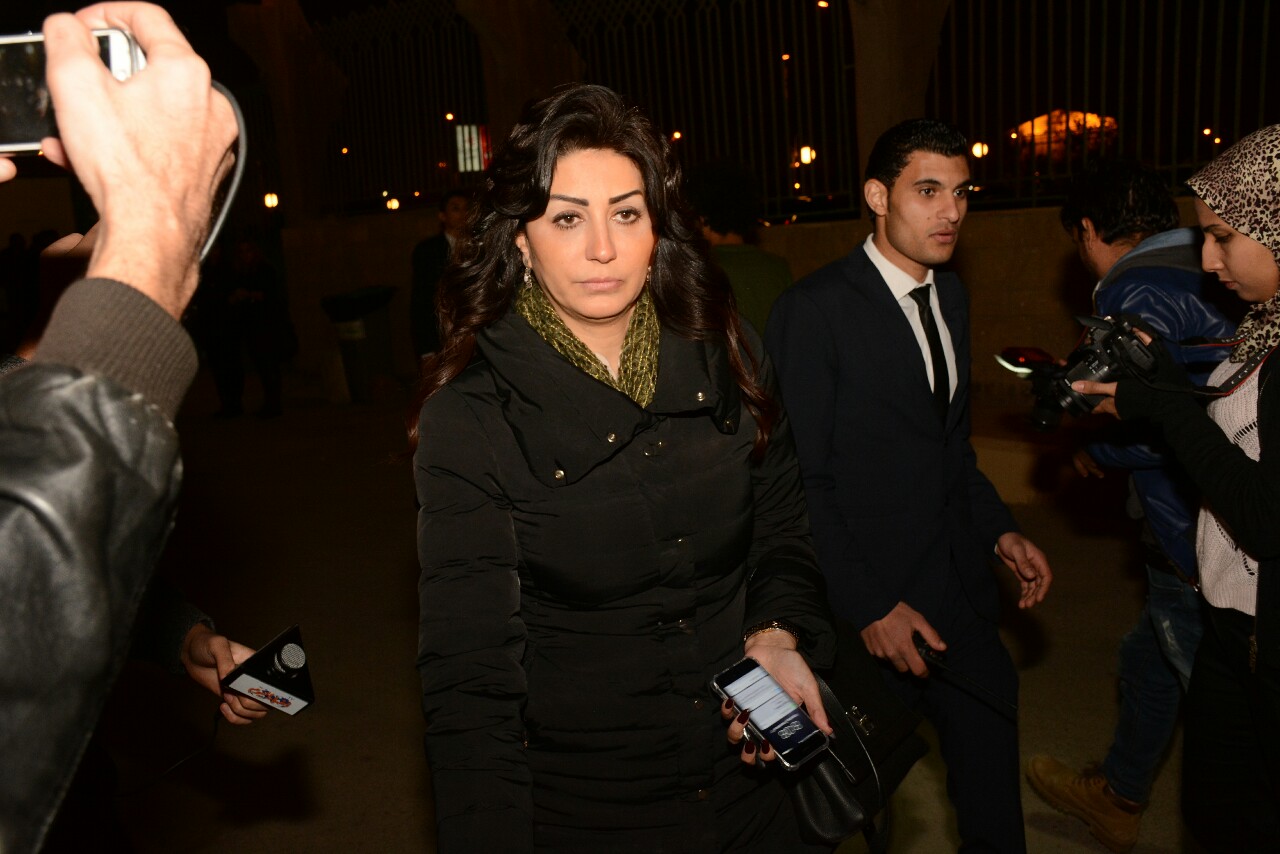 40 صورة من عزاء الفنان أحمد راتب