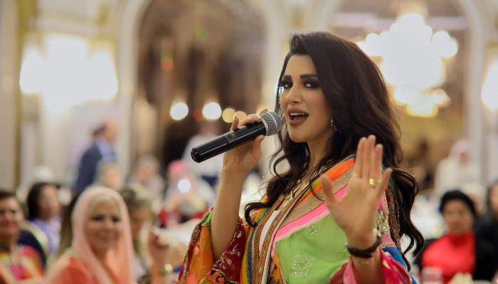 الفنانة الأردنية زين عوض تتوج سفيرة للإبداع