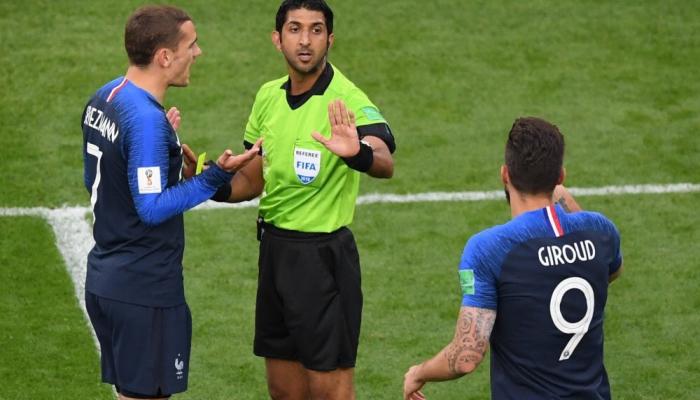 ظهور جديد للتحكيم الإماراتي بالمونديال أمام بلجيكا وإنجلترا