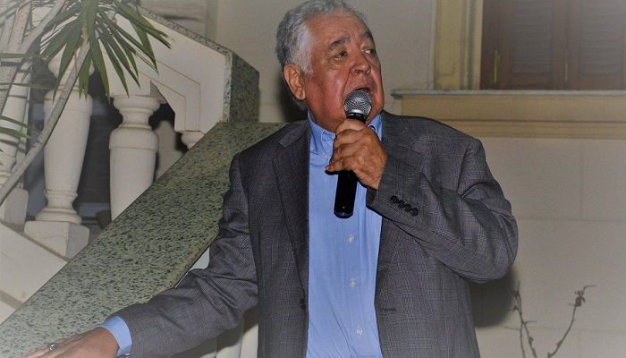 رحيل الكاتب والدبلوماسي الليبي أحمد الفقيه عن 77 عاماً