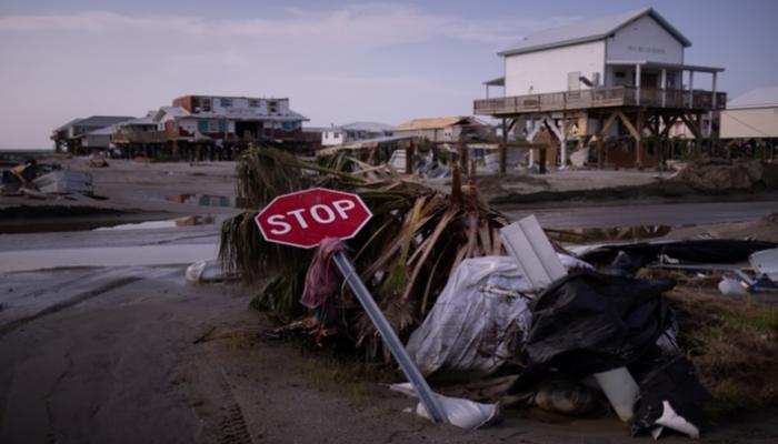 ارتفاع قتلى إعصار "أيدا" بأمريكا لـ50.. واستمرار البحث عن مفقودين