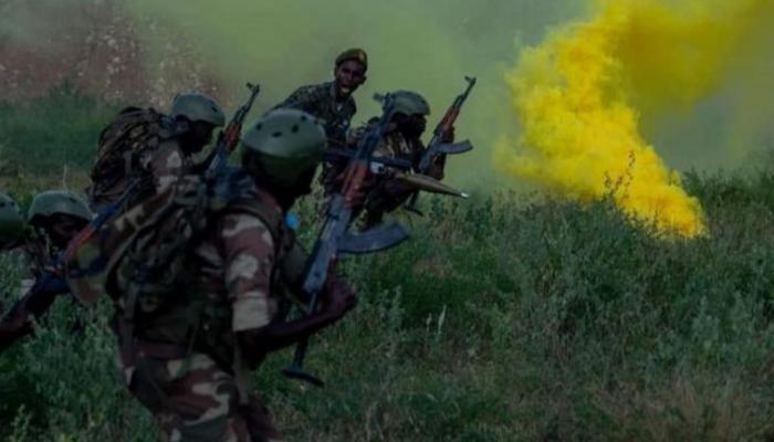 الصومال.. "دنب" تقتل 5 قيادات من "الشباب" الإرهابية