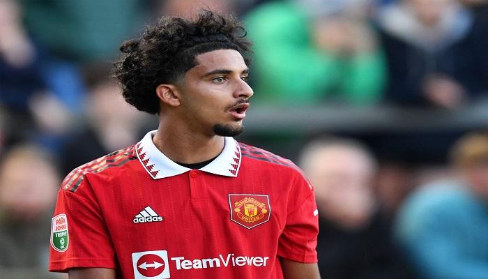 الإسلام وتفضيل العراق.. زيدان إقبال يخطف الأنظار بتصريحات و"لوك جديد"