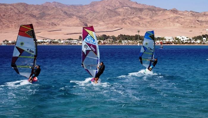 أهم الأنشطة السياحية في دهب.. 8 مغامرات في قلب سيناء