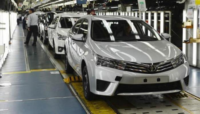 Toyota çip krizi nedeniyle üretim hedefini düşürdü