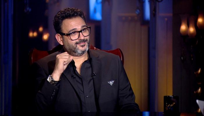 مسلسلات رمضان 2022 أكرم حسني يشوّق الجمهور لـمكتوب عليا