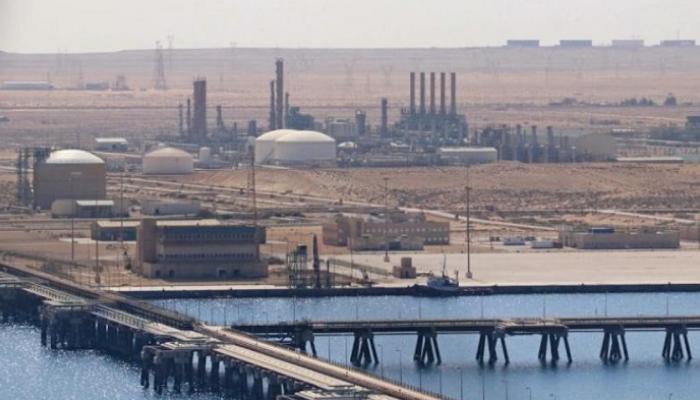 ليبيا.. رفع "القوة القاهرة" عن ميناءي البريقة والزويتينة