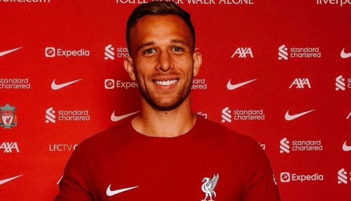 هل يحل أزمة الوسط؟.. ليفربول يضم ميلو في اللحظات الأخيرة