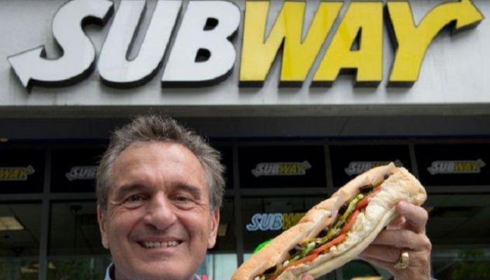 كيف ساهمت الفيزياء النووية في إطلاق سلسلة "صب واي" للوجبات السريعة؟