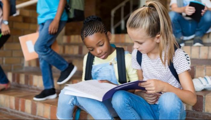 مع بدء الدراسة.. 7 طرق لتحسين سلوك طفلك في المدرسة