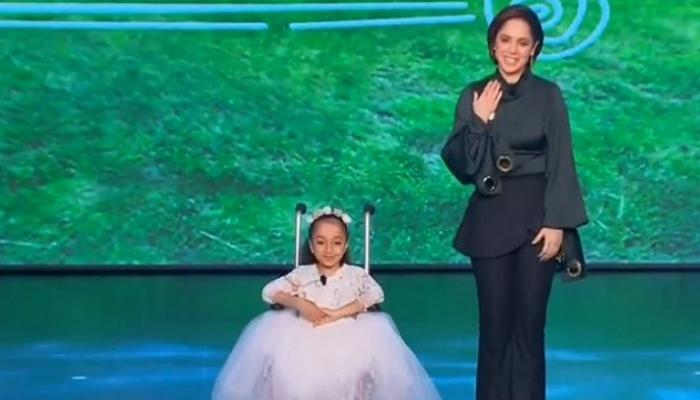 توترت بشدة.. نصائح كي لا تقع في «فخ رنا رئيس» مع السيسي (خاص)