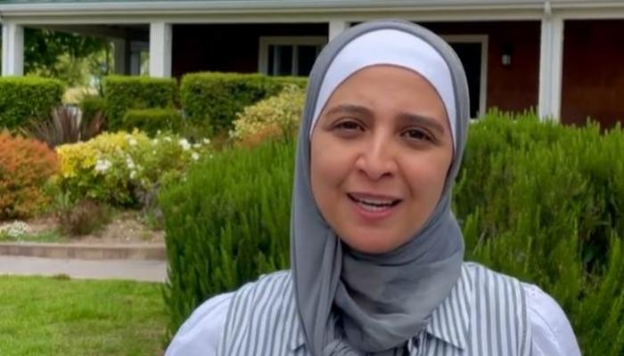 مخرج يهاجم حنان ترك: «متعرفيش خربتي كام بيت؟»