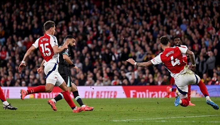 ممر شرفي من أرسنال.. متى يتوج ليفربول بطلاً للدوري الإنجليزي؟