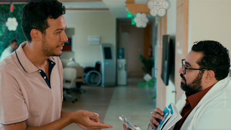 الحلقة 4 من مسلسل ورد على فل وياسمين.. طارق يضع خطة علاج صبا مبارك